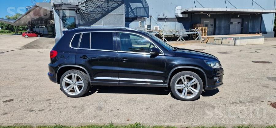 Melns Volkswagen Tiguan 2014 Rīga, ar dzinēja tilpumu 2.00 L un nobraukumu 235 tūkst. km par 12300 €, foto 5 vietnē AUTOMOTO.COM.LV