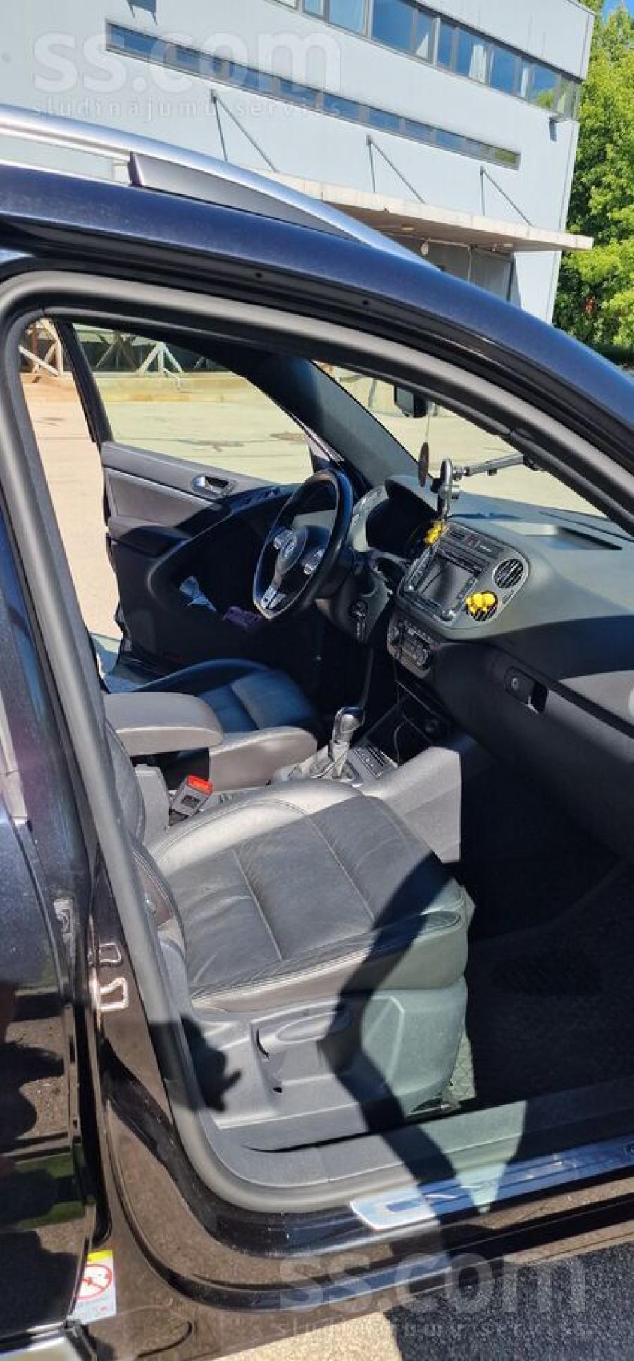 Melns Volkswagen Tiguan 2014 Rīga, ar dzinēja tilpumu 2.00 L un nobraukumu 235 tūkst. km par 12300 €, foto 12 vietnē AUTOMOTO.COM.LV