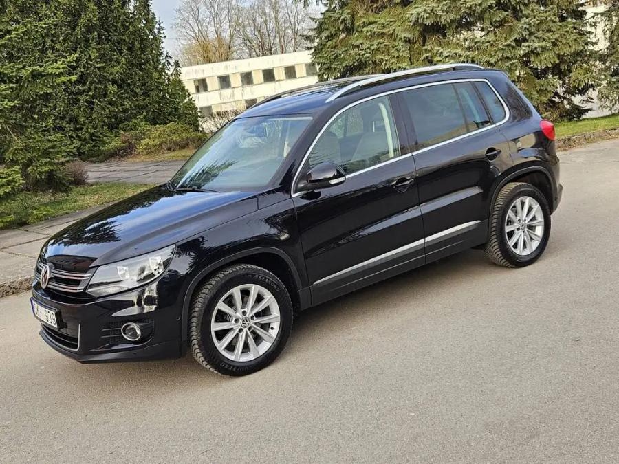 Melns Volkswagen Tiguan 2014 Jēkabpils, ar dzinēja tilpumu 2.00 L un nobraukumu 202 tūkst. km par 7150 €, foto 12 vietnē AUTOMOTO.COM.LV