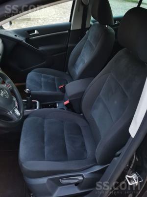 Melns Volkswagen Tiguan 2014 Liepāja, ar dzinēja tilpumu 2.00 L un nobraukumu 114 tūkst. km par 11400 €, foto 17 vietnē AUTOMOTO.COM.LV