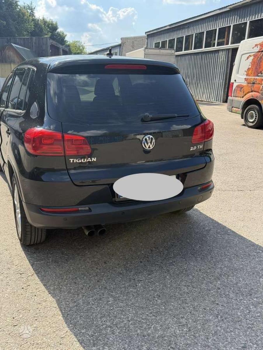 Melns Volkswagen Tiguan 2014 Viļņa, ar dzinēja tilpumu 1.98 L un nobraukumu 191 tūkst. km par 8790 €, foto 7 vietnē AUTOMOTO.COM.LV