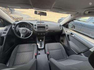 Melns Volkswagen Tiguan 2014 Viļņa, ar dzinēja tilpumu 1.98 L un nobraukumu 191 tūkst. km par 8790 €, foto 8 vietnē AUTOMOTO.COM.LV