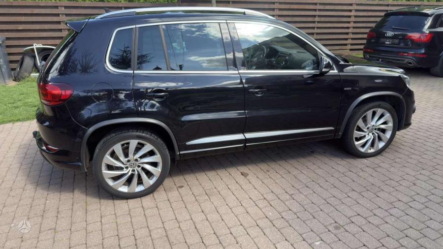 Melns Volkswagen Tiguan 2014 Kupiškis, ar dzinēja tilpumu 1.97 L un nobraukumu 267 tūkst. km par 10690 €, foto 9 vietnē AUTOMOTO.COM.LV