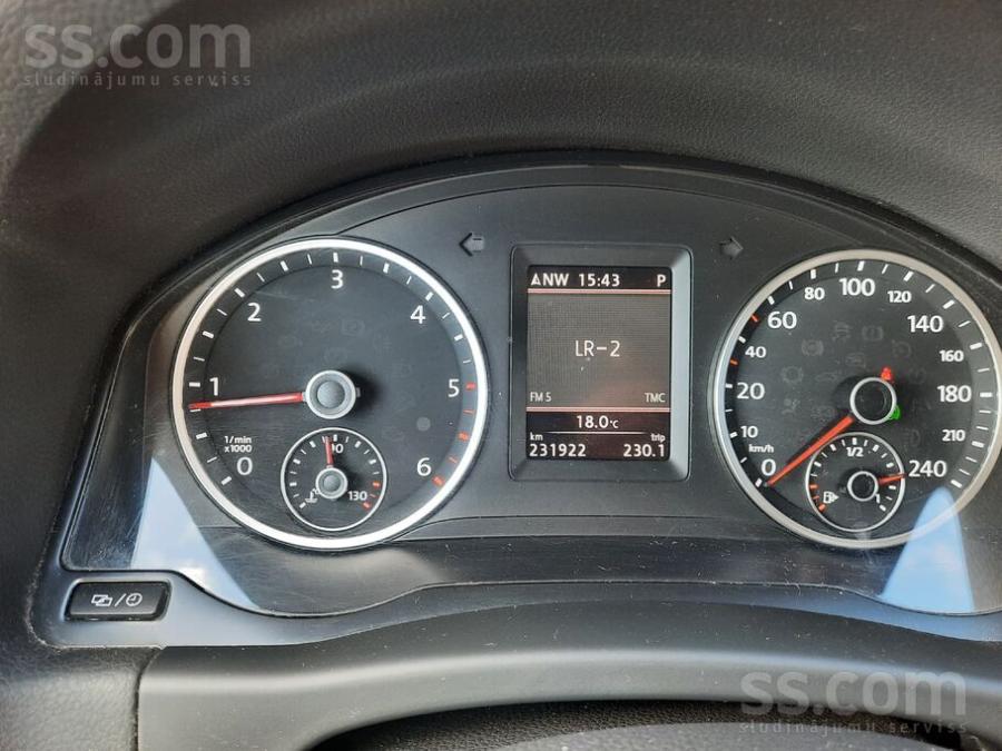 Melns Volkswagen Tiguan 2014 Rīga, ar dzinēja tilpumu 2.00 L un nobraukumu 240 tūkst. km par 12000 €, foto 9 vietnē AUTOMOTO.COM.LV
