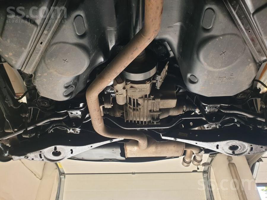 Melns Volkswagen Tiguan 2014 Rīga, ar dzinēja tilpumu 2.00 L un nobraukumu 240 tūkst. km par 12000 €, foto 15 vietnē AUTOMOTO.COM.LV