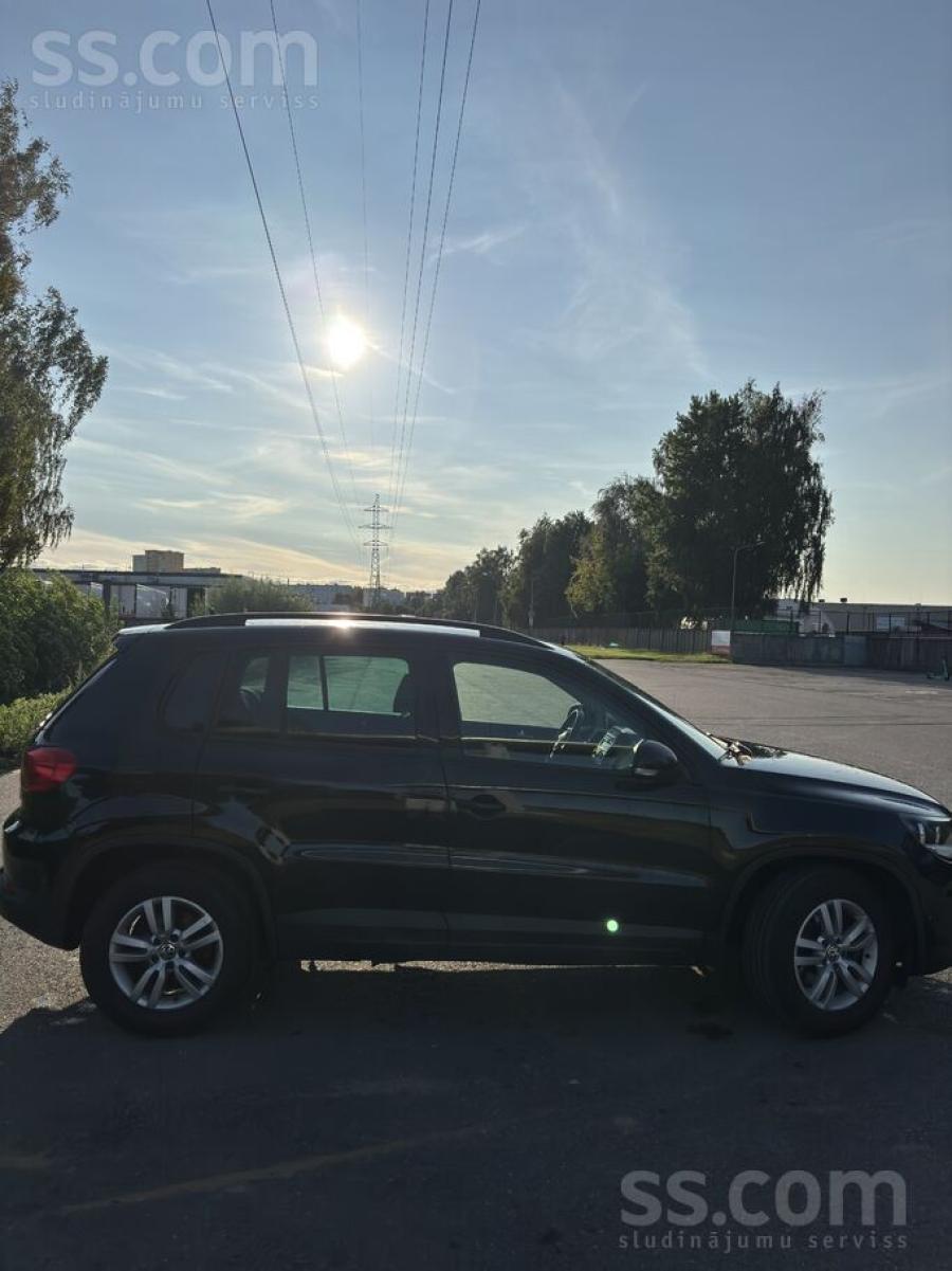 Melns Volkswagen Tiguan 2014 Rīga, ar dzinēja tilpumu 2.00 L un nobraukumu 258 tūkst. km par 9200 €, foto 6 vietnē AUTOMOTO.COM.LV