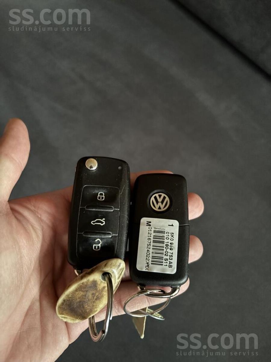 Melns Volkswagen Tiguan 2014 Rīga, ar dzinēja tilpumu 2.00 L un nobraukumu 258 tūkst. km par 9200 €, foto 11 vietnē AUTOMOTO.COM.LV