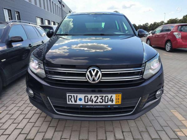 Melns Volkswagen Tiguan 2014 Tauragė, ar dzinēja tilpumu 1.97 L un nobraukumu 267 tūkst. km par 8200 €, foto 4 vietnē AUTOMOTO.COM.LV