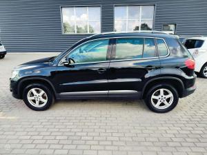 Melns Volkswagen Tiguan 2014 Tauragė, ar dzinēja tilpumu 1.97 L un nobraukumu 267 tūkst. km par 8200 €, foto 9 vietnē AUTOMOTO.COM.LV