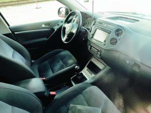 Melns Volkswagen Tiguan 2014 Tauragė, ar dzinēja tilpumu 1.97 L un nobraukumu 267 tūkst. km par 8200 €, foto 12 vietnē AUTOMOTO.COM.LV