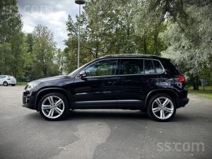 Melns Volkswagen Tiguan 2014 Jūrmala, ar dzinēja tilpumu 2.00 L un nobraukumu 266 tūkst. km par 9950 €, foto 6 vietnē AUTOMOTO.COM.LV