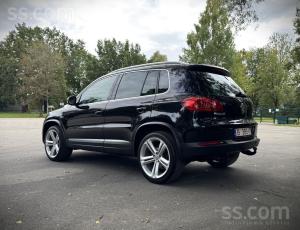 Melns Volkswagen Tiguan 2014 Jūrmala, ar dzinēja tilpumu 2.00 L un nobraukumu 266 tūkst. km par 9950 €, foto 9 vietnē AUTOMOTO.COM.LV