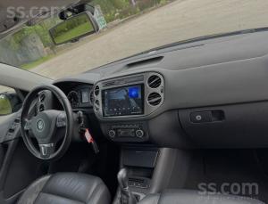 Melns Volkswagen Tiguan 2014 Jūrmala, ar dzinēja tilpumu 2.00 L un nobraukumu 266 tūkst. km par 9950 €, foto 19 vietnē AUTOMOTO.COM.LV