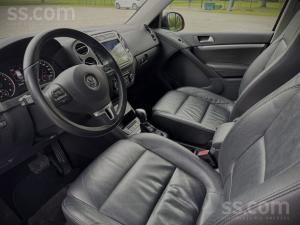 Melns Volkswagen Tiguan 2014 Jūrmala, ar dzinēja tilpumu 2.00 L un nobraukumu 266 tūkst. km par 9950 €, foto 21 vietnē AUTOMOTO.COM.LV
