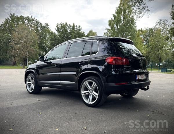 Melns Volkswagen Tiguan 2014 Jūrmala, ar dzinēja tilpumu 2.00 L un nobraukumu 266 tūkst. km par 9950 €, foto 9 vietnē AUTOMOTO.COM.LV