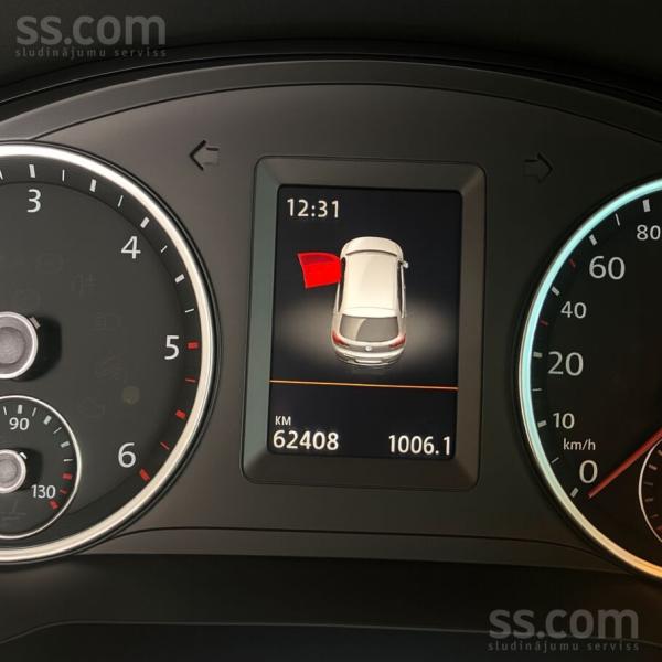 Black Volkswagen Tiguan 2015 in Riga, with an engine capacity of 2.00 L and mileage of 63 thousand km for 15500 €, photo 11 on AUTOMOTO.COM.LV