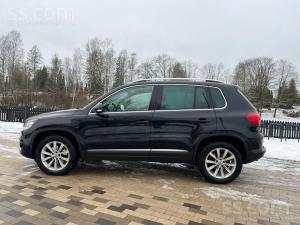 Melns Volkswagen Tiguan 2015 Rēzekne, ar dzinēja tilpumu 2.00 L un nobraukumu 0 tūkst. km par 11890 €, foto 5 vietnē AUTOMOTO.COM.LV