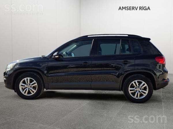 Melns Volkswagen Tiguan 2015 Rīga, ar dzinēja tilpumu 1.40 L un nobraukumu 175 tūkst. km par 8400 €, foto 3 vietnē AUTOMOTO.COM.LV