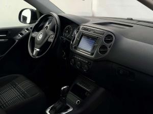 Melns Volkswagen Tiguan 2015 Viļņa, ar dzinēja tilpumu 1.97 L un nobraukumu 259 tūkst. km par 10690 €, foto 14 vietnē AUTOMOTO.COM.LV