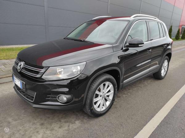 Melns Volkswagen Tiguan 2015 Panevēža, ar dzinēja tilpumu 1.97 L un nobraukumu 327 tūkst. km par 8900 €, foto 2 vietnē AUTOMOTO.COM.LV