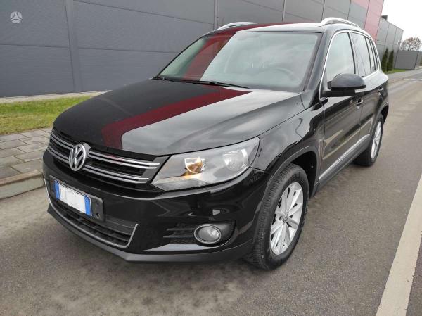 Melns Volkswagen Tiguan 2015 Panevēža, ar dzinēja tilpumu 1.97 L un nobraukumu 327 tūkst. km par 8900 €, foto 3 vietnē AUTOMOTO.COM.LV