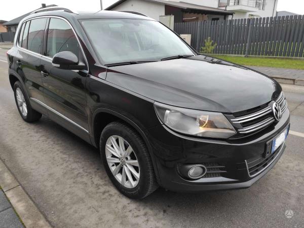 Melns Volkswagen Tiguan 2015 Panevēža, ar dzinēja tilpumu 1.97 L un nobraukumu 327 tūkst. km par 8900 €, foto 6 vietnē AUTOMOTO.COM.LV