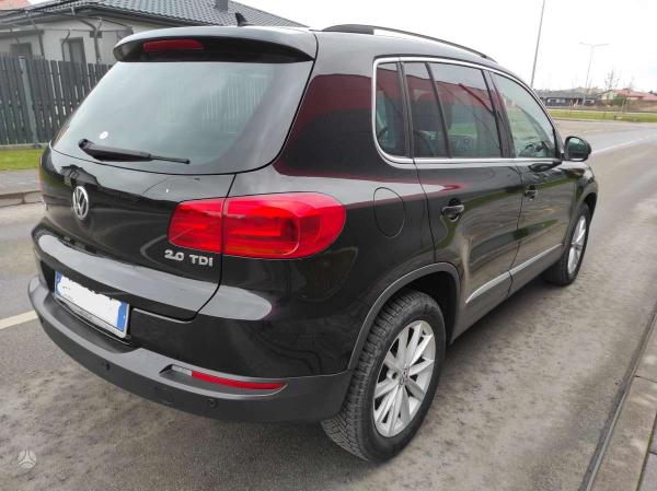 Melns Volkswagen Tiguan 2015 Panevēža, ar dzinēja tilpumu 1.97 L un nobraukumu 327 tūkst. km par 8900 €, foto 9 vietnē AUTOMOTO.COM.LV