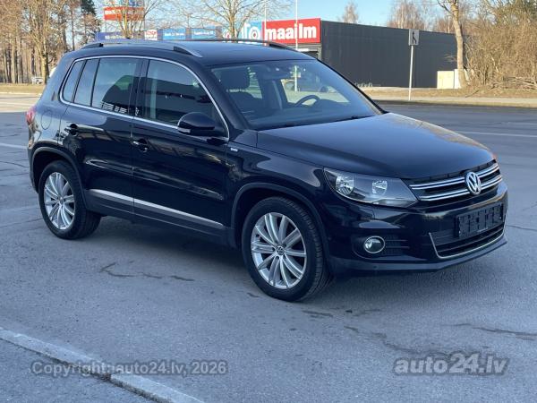 Black Volkswagen Tiguan 2015 in Viljandi, with an engine capacity of 2.00 L and mileage of 169 thousand km for 12680 €, photo 2 on AUTOMOTO.COM.LV