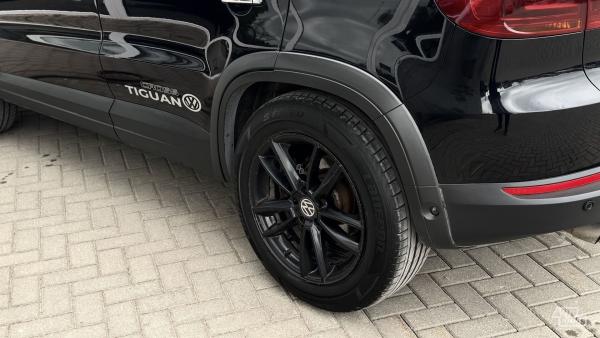Melns Volkswagen Tiguan 2015 Radviliškis, ar dzinēja tilpumu 1.40 L un nobraukumu 247 tūkst. km par 8250 €, foto 8 vietnē AUTOMOTO.COM.LV
