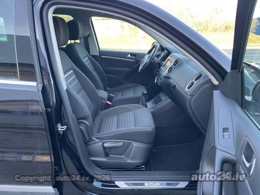 Melns Volkswagen Tiguan 2015 Viljandi, ar dzinēja tilpumu 2.00 L un nobraukumu 169 tūkst. km par 11980 €, foto 10 vietnē AUTOMOTO.COM.LV