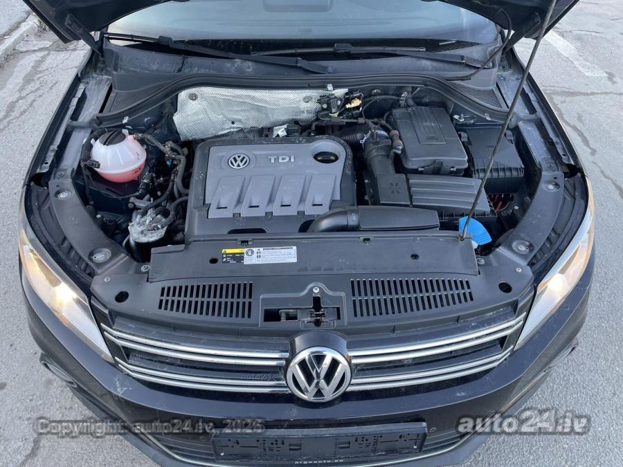 Melns Volkswagen Tiguan 2015 Viljandi, ar dzinēja tilpumu 2.00 L un nobraukumu 169 tūkst. km par 11980 €, foto 13 vietnē AUTOMOTO.COM.LV