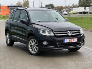 Black Volkswagen Tiguan 2015 in Rezekne, with an engine capacity of 2.00 L and mileage of 254 thousand km for 8800 €, photo 4 on AUTOMOTO.COM.LV