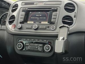 Black Volkswagen Tiguan 2015 in Rezekne, with an engine capacity of 2.00 L and mileage of 254 thousand km for 8800 €, photo 15 on AUTOMOTO.COM.LV