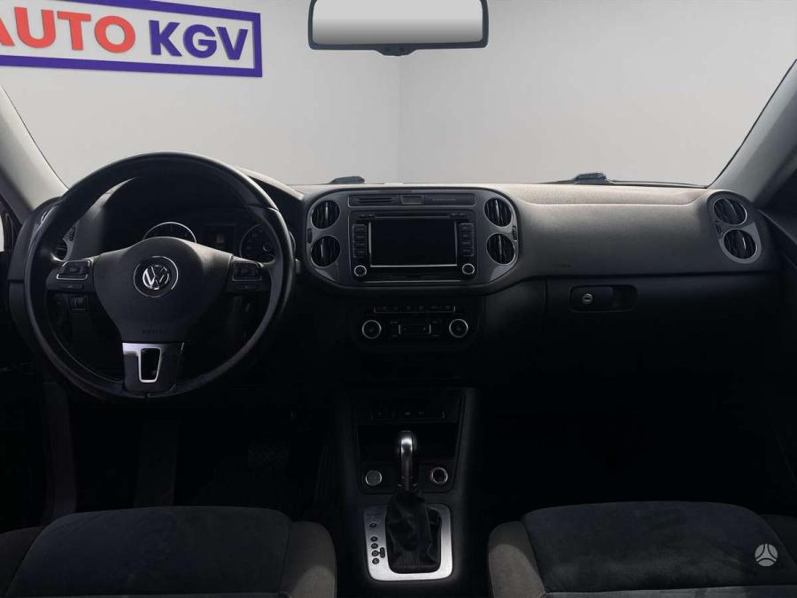 Melns Volkswagen Tiguan 2015 Viļņa, ar dzinēja tilpumu 2.00 L un nobraukumu 191 tūkst. km par 9999 €, foto 13 vietnē AUTOMOTO.COM.LV