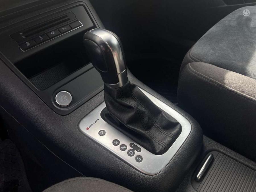 Melns Volkswagen Tiguan 2015 Viļņa, ar dzinēja tilpumu 2.00 L un nobraukumu 191 tūkst. km par 9999 €, foto 18 vietnē AUTOMOTO.COM.LV