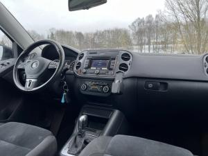 Melns Volkswagen Tiguan 2015 Rīga, ar dzinēja tilpumu 2.00 L un nobraukumu 254 tūkst. km par 11950 €, foto 4 vietnē AUTOMOTO.COM.LV
