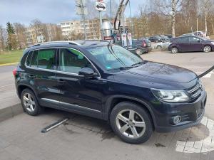 Melns Volkswagen Tiguan 2015 Viļņa, ar dzinēja tilpumu 1.97 L un nobraukumu 259 tūkst. km par 8990 €, foto 6 vietnē AUTOMOTO.COM.LV