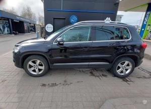 Melns Volkswagen Tiguan 2015 Viļņa, ar dzinēja tilpumu 1.97 L un nobraukumu 259 tūkst. km par 8990 €, foto 7 vietnē AUTOMOTO.COM.LV