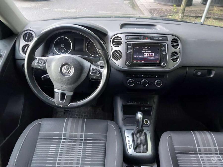 Melns Volkswagen Tiguan 2015 Viļņa, ar dzinēja tilpumu 1.97 L un nobraukumu 259 tūkst. km par 8990 €, foto 14 vietnē AUTOMOTO.COM.LV