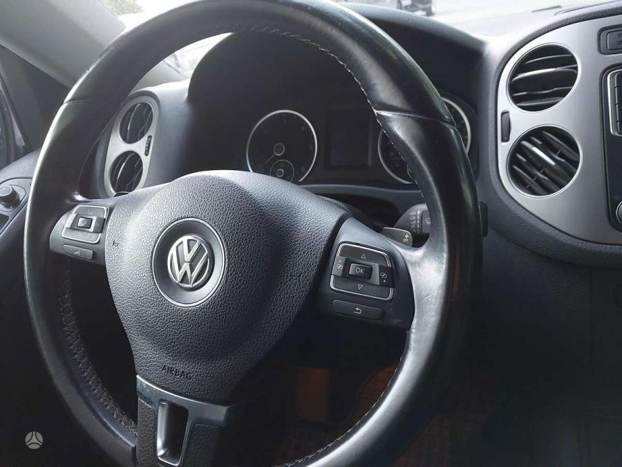 Melns Volkswagen Tiguan 2015 Viļņa, ar dzinēja tilpumu 1.97 L un nobraukumu 259 tūkst. km par 8990 €, foto 16 vietnē AUTOMOTO.COM.LV