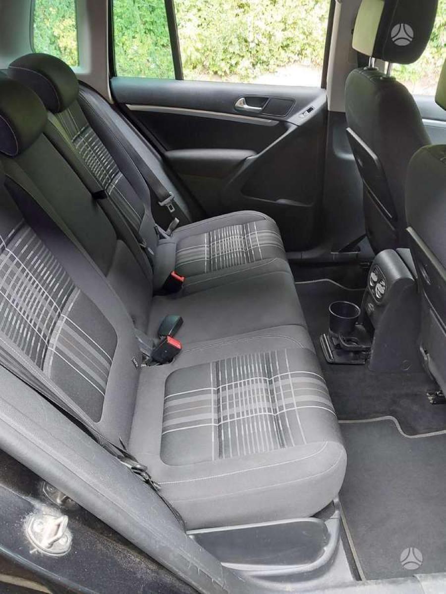Melns Volkswagen Tiguan 2015 Viļņa, ar dzinēja tilpumu 1.97 L un nobraukumu 259 tūkst. km par 8990 €, foto 24 vietnē AUTOMOTO.COM.LV