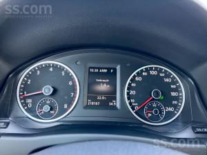 Melns Volkswagen Tiguan 2015 Talsi, ar dzinēja tilpumu 2.00 L un nobraukumu 218 tūkst. km par 12999 €, foto 10 vietnē AUTOMOTO.COM.LV