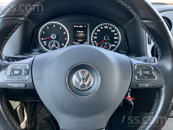 Melns Volkswagen Tiguan 2015 Talsi, ar dzinēja tilpumu 2.00 L un nobraukumu 218 tūkst. km par 12999 €, foto 10 vietnē AUTOMOTO.COM.LV
