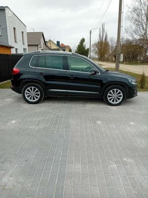 Melns Volkswagen Tiguan 2015 Šauļi, ar dzinēja tilpumu 1.97 L un nobraukumu 247 tūkst. km par 9150 €, foto 3 vietnē AUTOMOTO.COM.LV