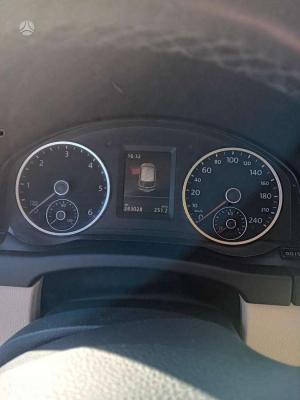 Melns Volkswagen Tiguan 2015 Šauļi, ar dzinēja tilpumu 1.97 L un nobraukumu 247 tūkst. km par 9150 €, foto 14 vietnē AUTOMOTO.COM.LV
