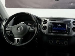 Black Volkswagen Tiguan 2015 in Vilnius, with an engine capacity of 1.97 L and mileage of 260 thousand km for 9900 €, photo 16 on AUTOMOTO.COM.LV