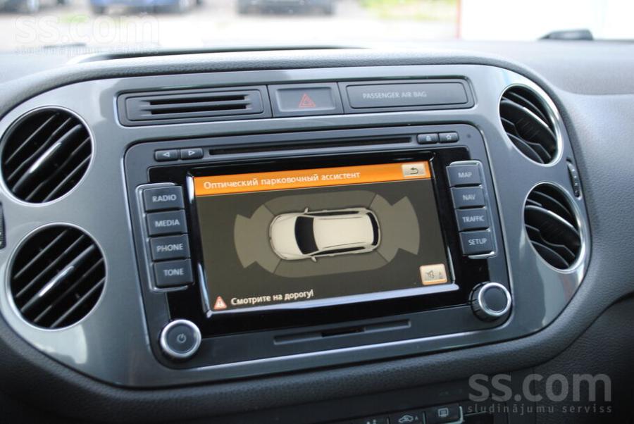 Melns Volkswagen Tiguan 2015 Rīga, ar dzinēja tilpumu 2.00 L un nobraukumu 249 tūkst. km par 12490 €, foto 26 vietnē AUTOMOTO.COM.LV