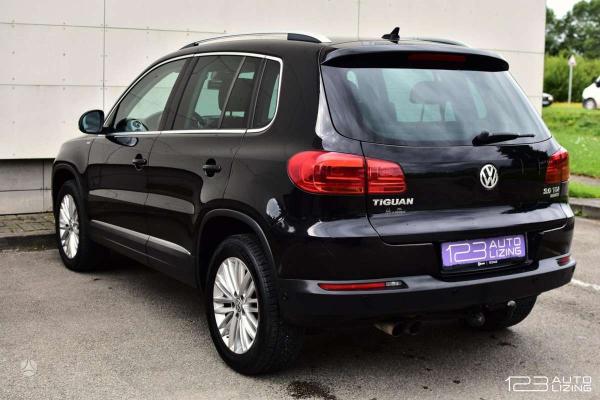 Black Volkswagen Tiguan 2015 in Kretinga, with an engine capacity of 2.00 L and mileage of 177 thousand km for 10600 €, photo 6 on AUTOMOTO.COM.LV