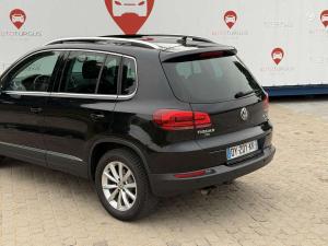 Black Volkswagen Tiguan 2015 in Taurage, with an engine capacity of 1.97 L and mileage of 235 thousand km for 8700 €, photo 19 on AUTOMOTO.COM.LV