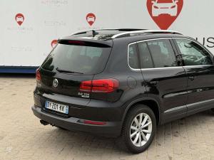 Black Volkswagen Tiguan 2015 in Taurage, with an engine capacity of 1.97 L and mileage of 235 thousand km for 8700 €, photo 21 on AUTOMOTO.COM.LV